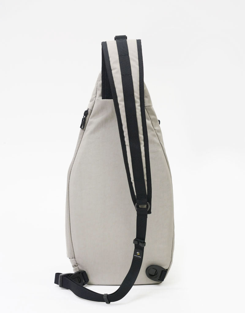 CIRCUS Sling Bag No.310082 ｜master-piece | マスターピース公式サイト